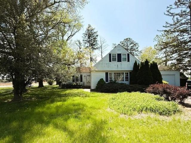 E Finley Rd, Upper Deerfield Township, Home For Sale