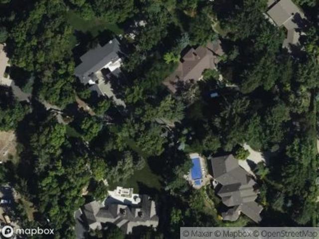 E Forest Bend Dr