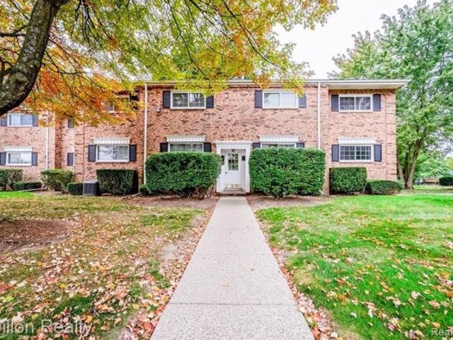 E Fox Hills Dr Unit,bloomfield Township, Condo For Sale