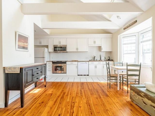 E Freedom Sq Unit,nantucket, Condo For Sale