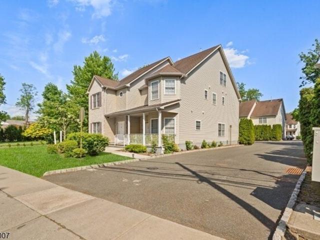 E Front St Unit,plainfield, Condo For Sale