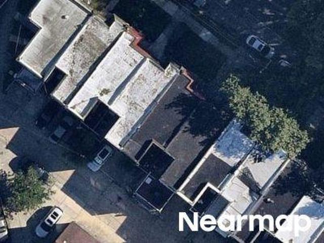 E Godfrey Ave