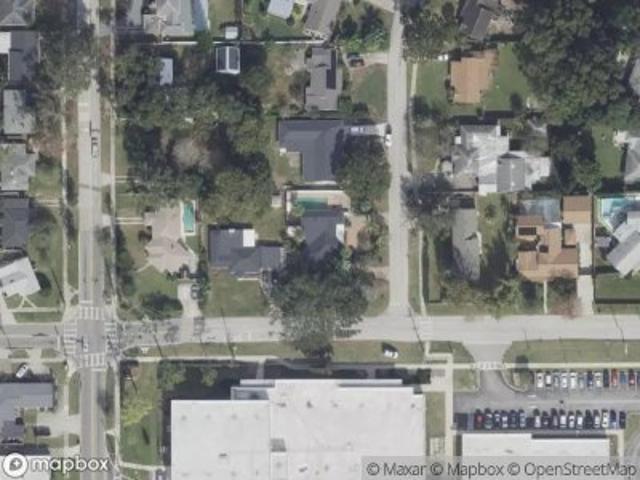 E Gore St