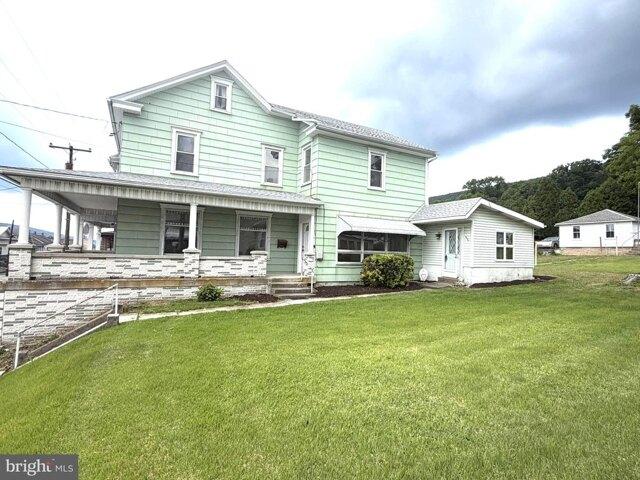 E Grand Ave, Tower City, Home For Sale