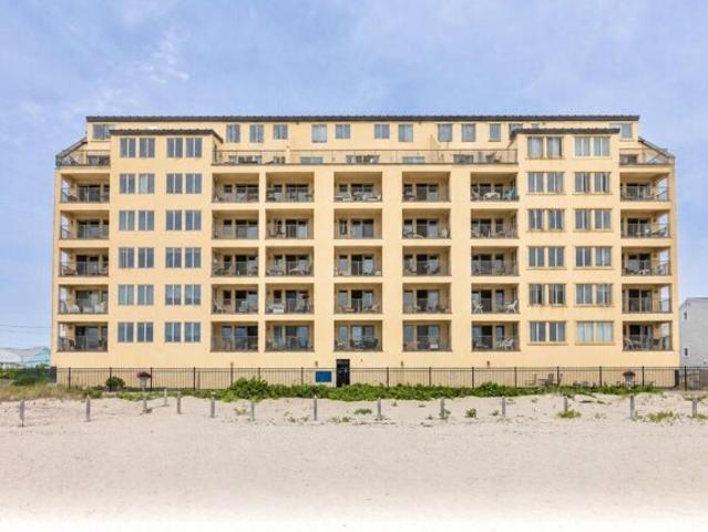 E Grand Ave Apt,old Orchard Beach, Condo For Sale