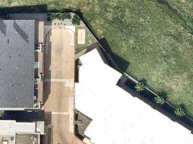 E Greenbriar Ln Apt 1607