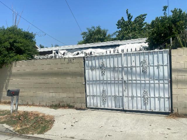 E Greenleaf Blvd
