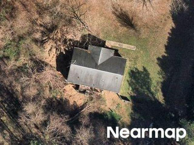E Greensboro Chapel Hill Rd