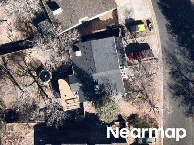 E Greenwood Dr