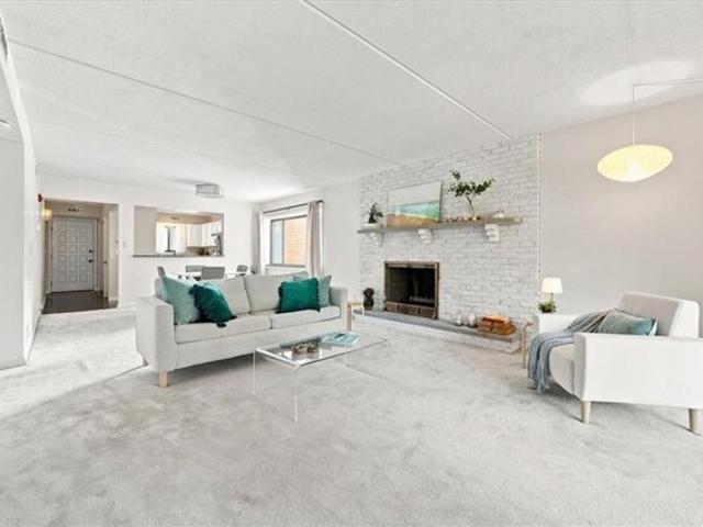 E Greenwich Ave Apt, West Warwick, Condo For Sale