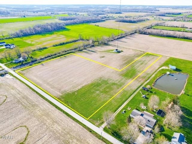 E Hume Rd, Lima, OH 45806