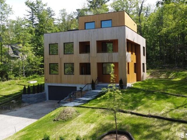 E Hyerdale Dr, Goshen, Home For Sale