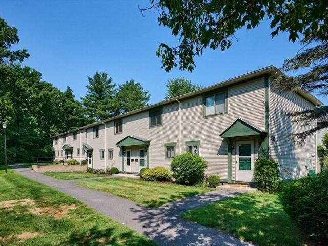 E Hadley Rd Apt,amherst, Condo For Sale