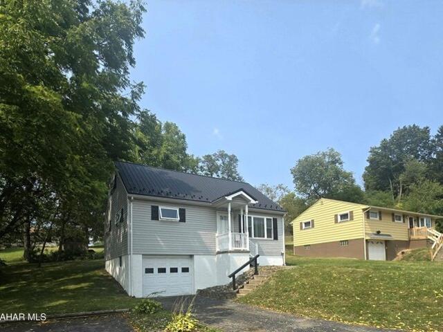 E Hartzell Ave, Altoona, Home For Sale
