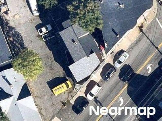 E Haverhill St