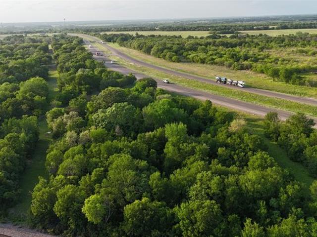 E Highway 6, Riesel, TX 76682