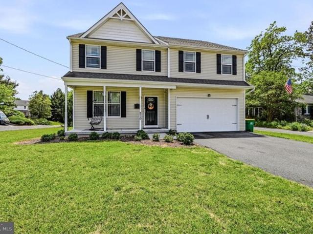 E Highland Ave, Wilmington, Home For Sale