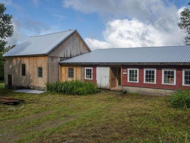 E Hill Rd, Plainfield, Home For Sale
