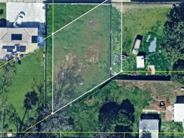 E Illinois Ave, Fresno, CA 93702