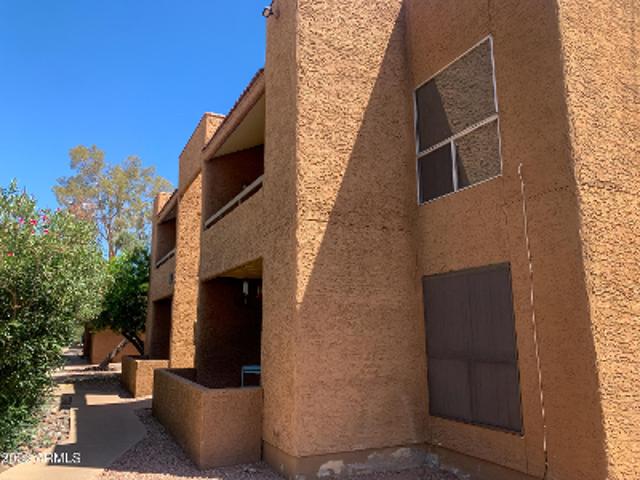 E Indian School Rd Unit 226