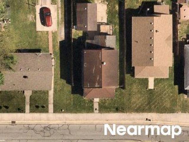 E Indiana Ave
