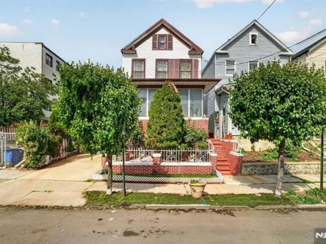 E Jersey St, Elizabeth, Home For Sale