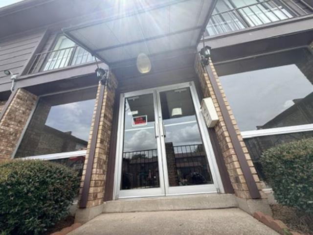 E Kings Hwy Apt 35