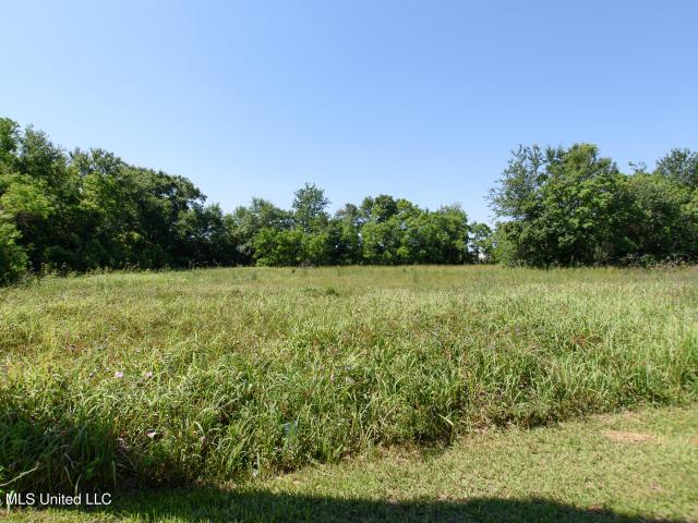 E Krebs Avenue, Pascagoula, MS 39567