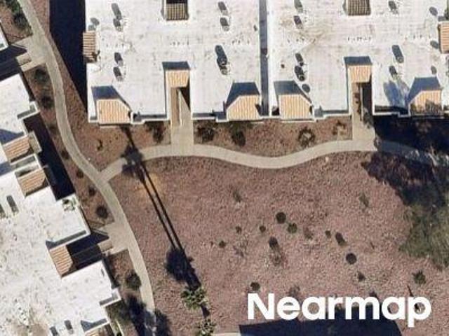 E Lake Mead Blvd