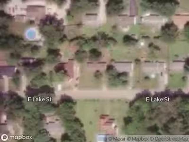 E Lake St