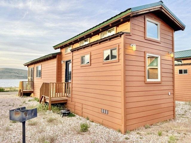 E Lake St, Panguitch Lake, UT 84759