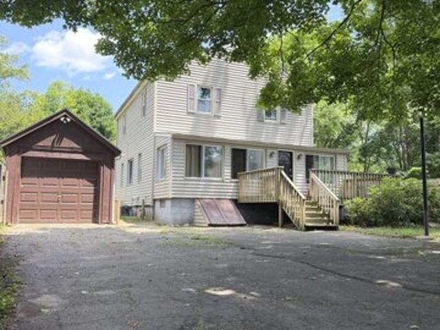 E Lake St, Winchester, Home For Sale