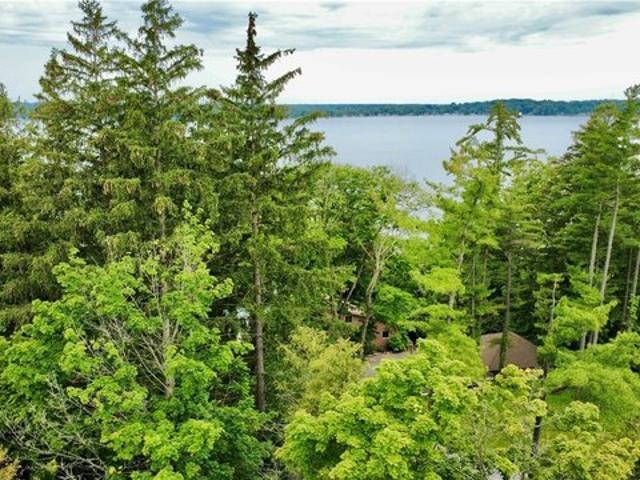 E Lake Rd, Auburn, NY 13021