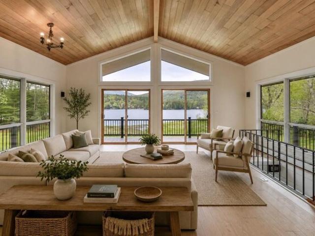 E Lake Rd, Ludlow, Home For Sale