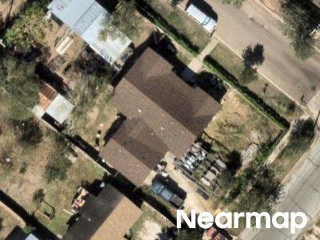 E Landrum St