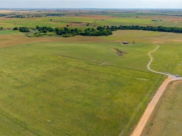 E Lawter Rd, Weatherford, OK 73096