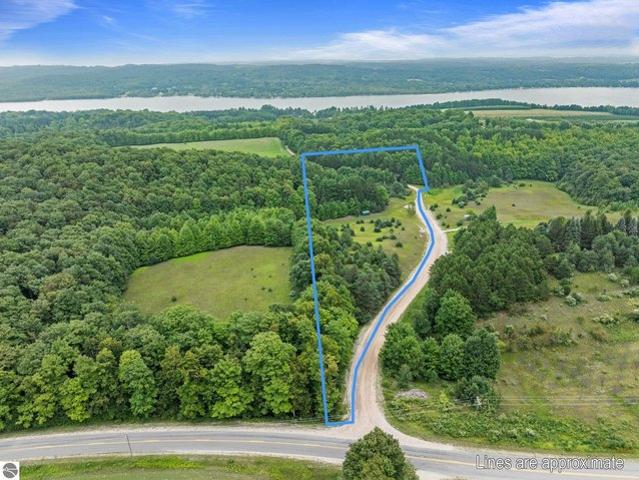 E Lavassar Rd Parcel A, Lake Leelanau, MI 49653