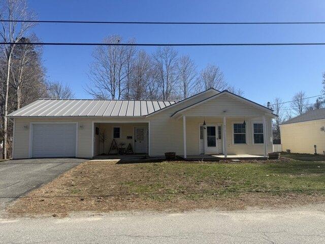 E Leavitt St, Skowhegan, Home For Sale