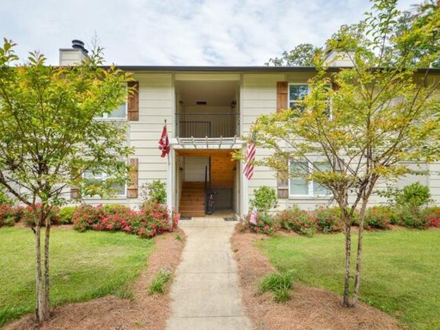 E Lee Blvd Apt,starkville, Condo For Sale