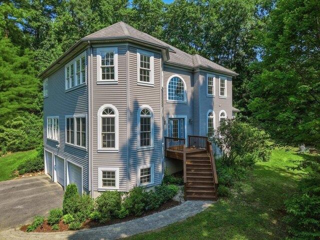E Leverett Rd, Amherst, Home For Sale