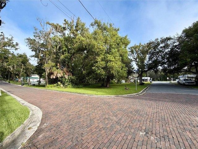 E Liberty St, Brooksville, FL 34601