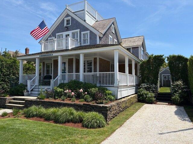 E Lincoln Ave, Nantucket, Home For Sale