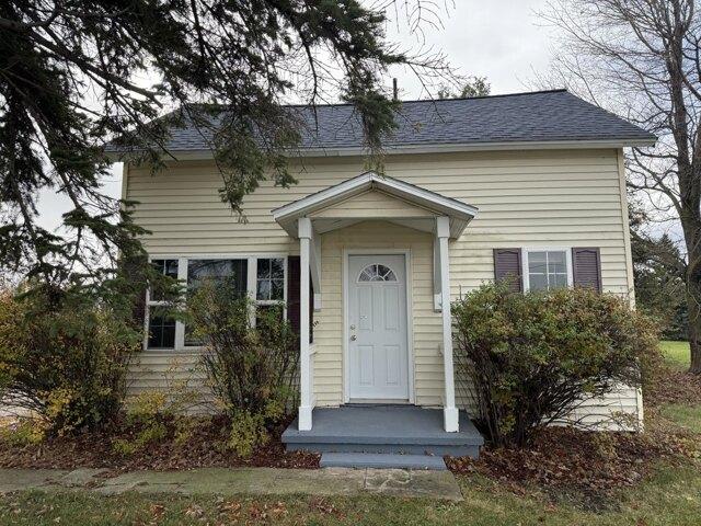 E Lincoln Ave, Cheboygan, Home For Sale