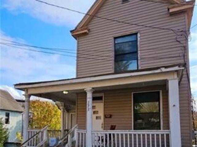 E Lincoln St, Waynesburg, Home For Sale