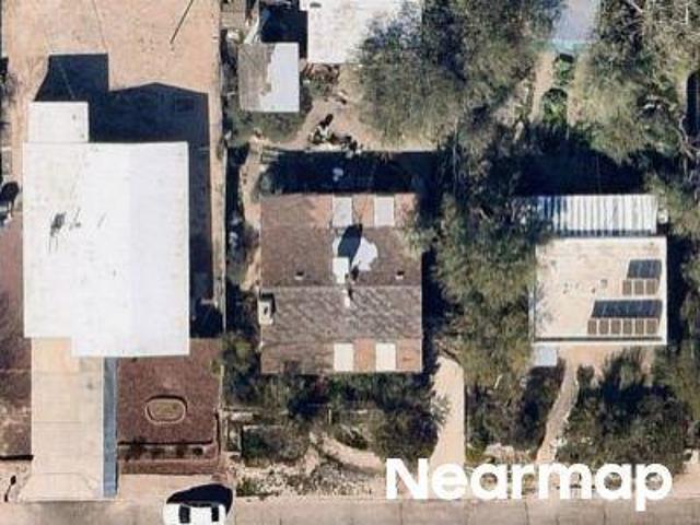 E Linden St