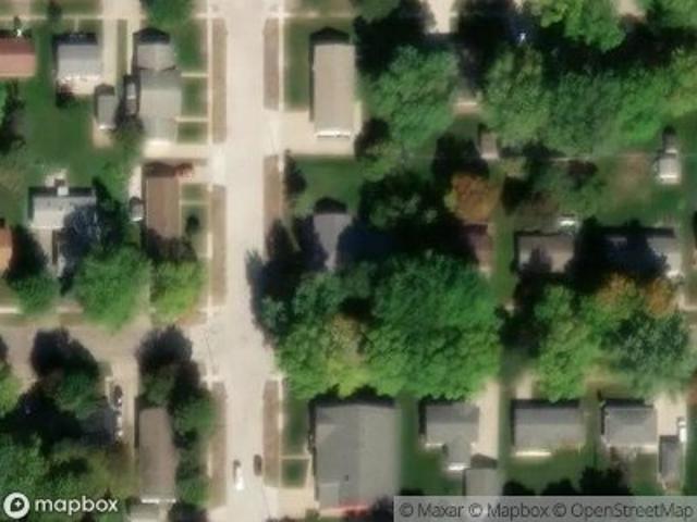 E Linden St