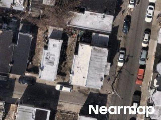 E Lippincott St