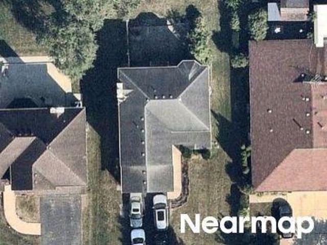 E Lorraine Ave