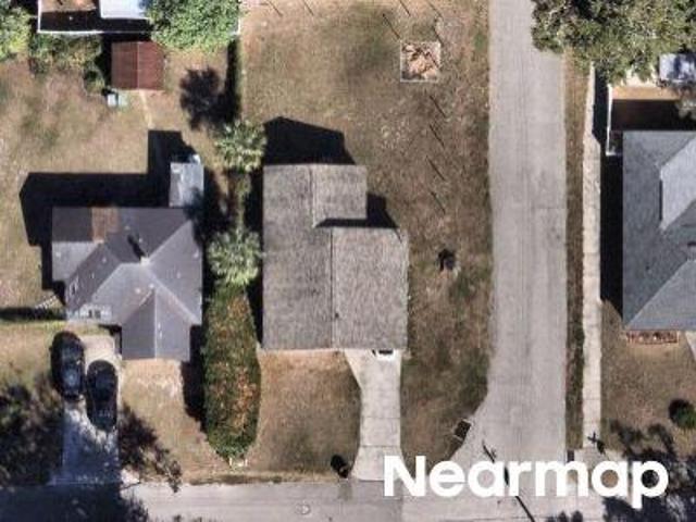 E Louisiana Ave