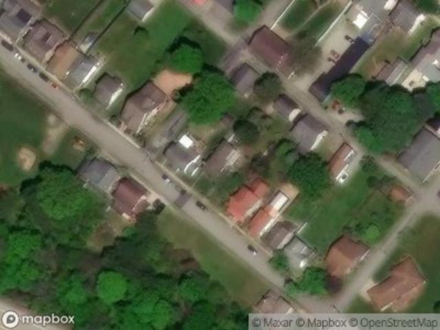 E Loyalhanna St